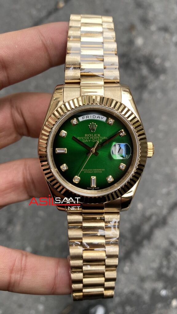 Rolex Day Date Green Diamond 128238 President