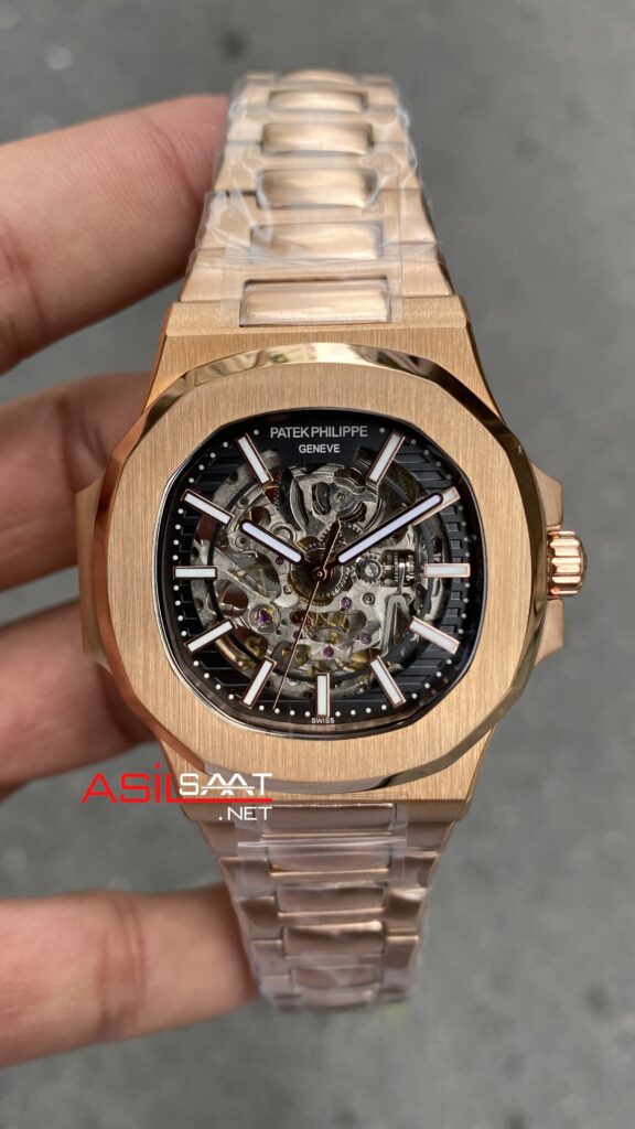 Patek Philippe Nautilus Skeleton 40 mm 5711 Rosegold Replika Saat PPNA030