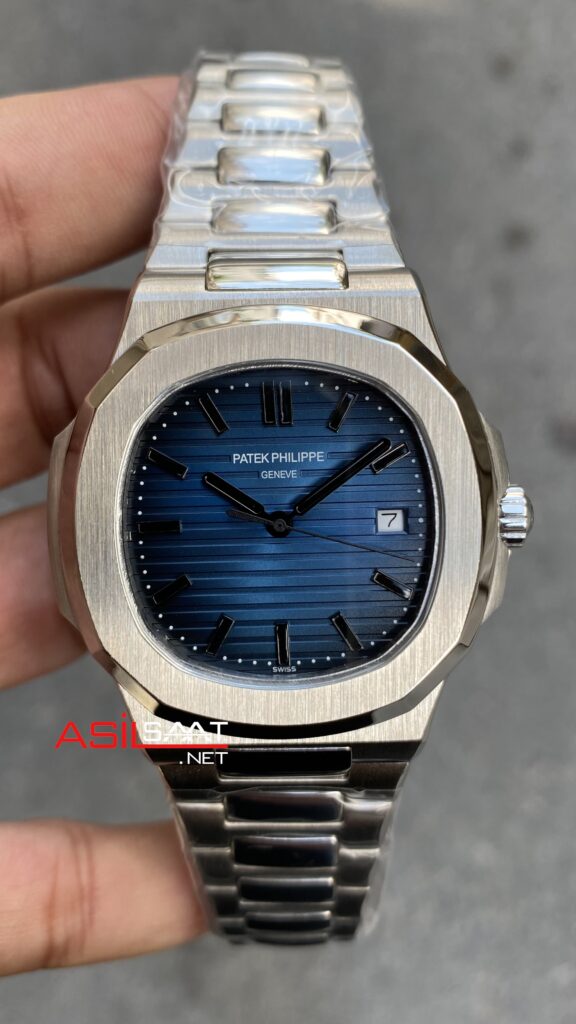 Patek Philippe Nautilus 40 th Year Anniversary Mavi Kadran 40 mm 5711 ...
