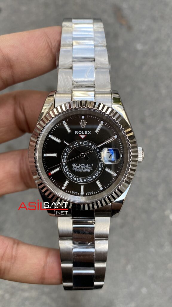 Rolex Sky Dweller Siyah 326934 Oyster Replika