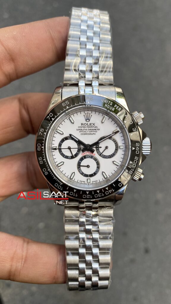 Rolex Daytona Panda Jubilee 126500LN Replika Saat