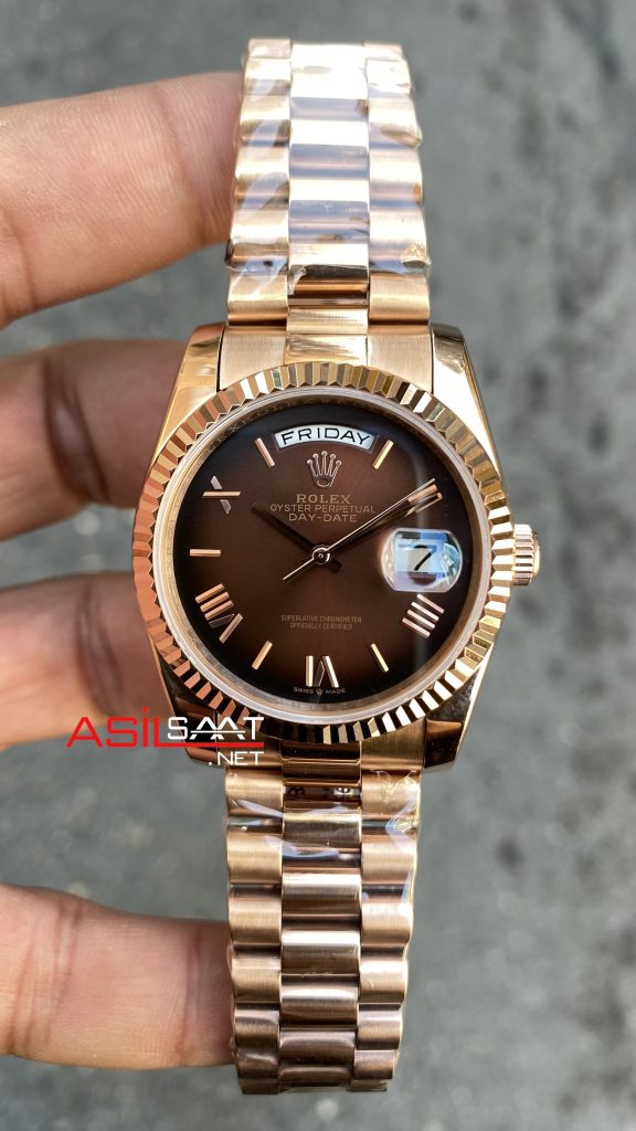Rolex Day Date 36 mm Chocolate Romen Dial 128235 Everose Replika Saat